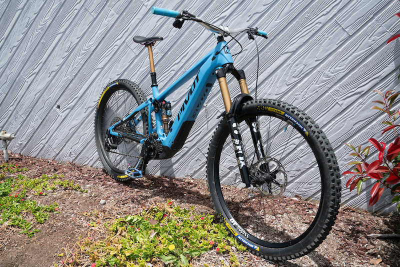 2025 Pivot shuttle AM custom build For Sale