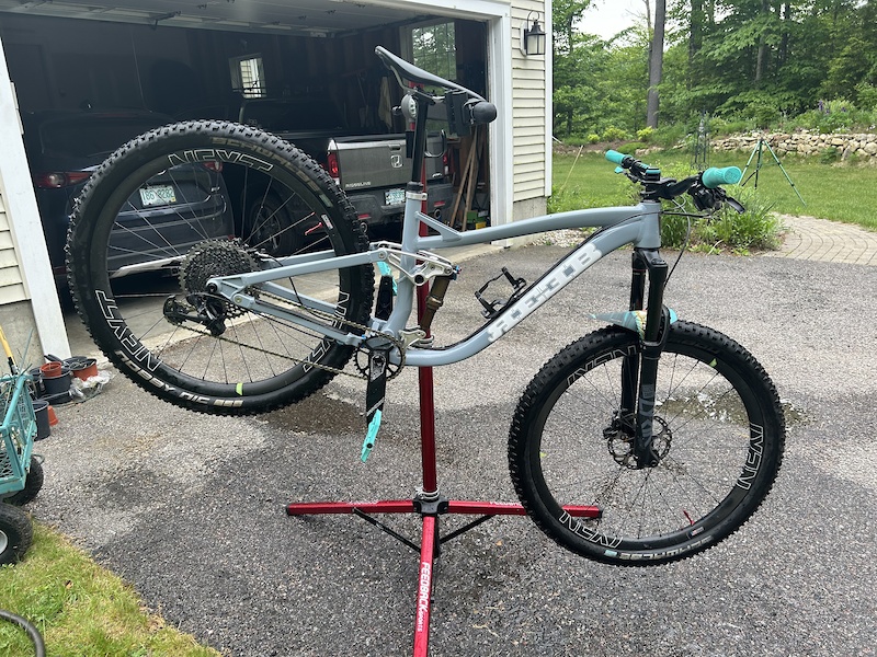 2020 REEB Sqweeb V3 size MEDIUM For Sale