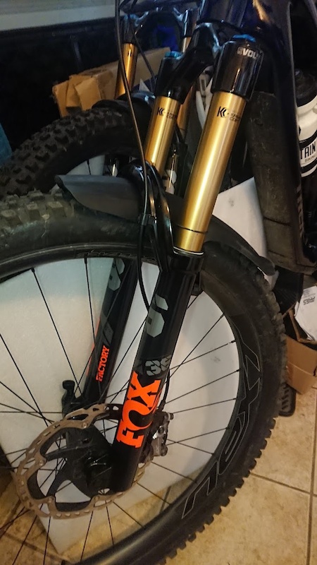 2023 Fox 36 factory 160 Grip 2 incl. mud guard For Sale