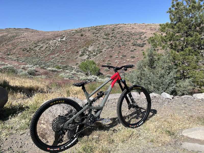 2023 YT Capra Uncaged 10 MX XL Park Bike For Sale