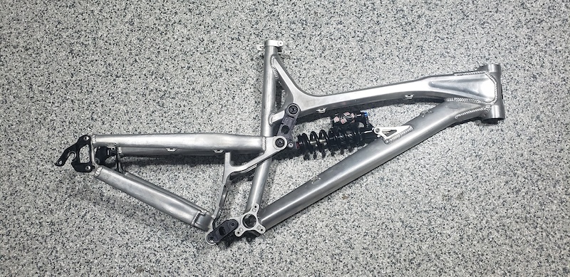 2011 Intense Uzzi SL For Sale