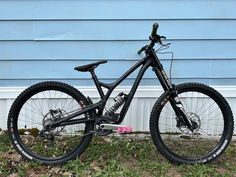 2017 Commencal Supreme V4.2 For Sale