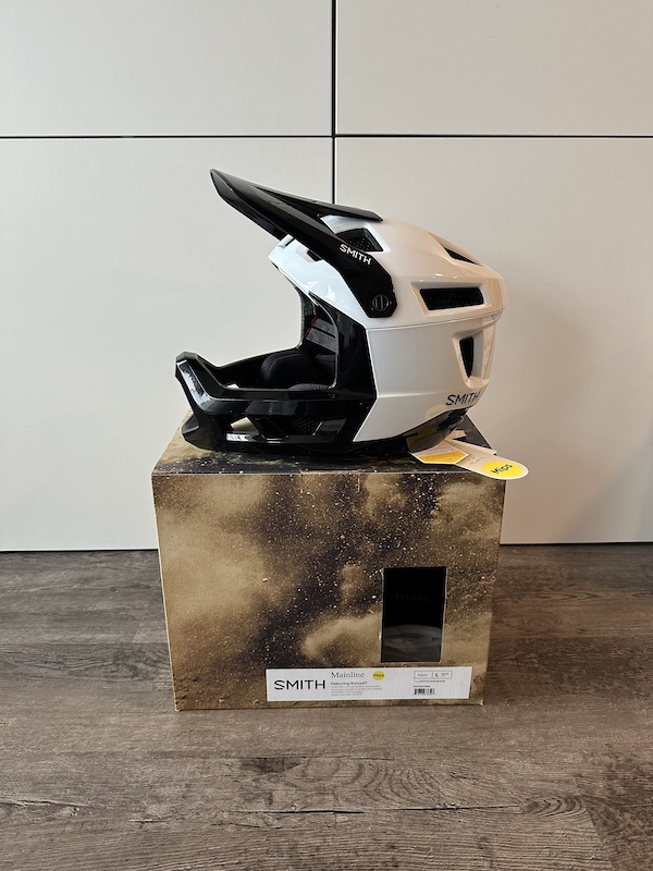 2024 Smith Mainline MIPS Helmet (NEW) Large For Sale