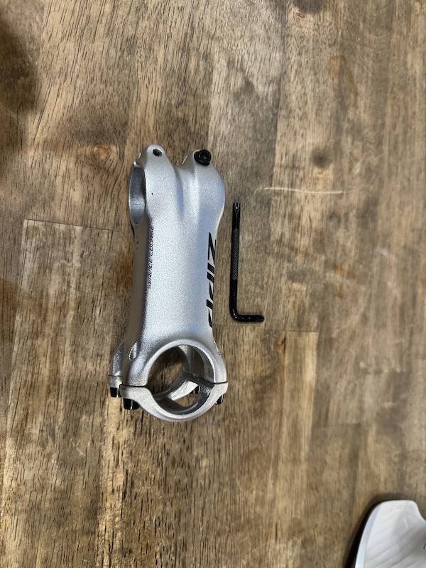 2024 Zipp Service Course 90 mm +/- 6 Degrees Stem Silver For Sale