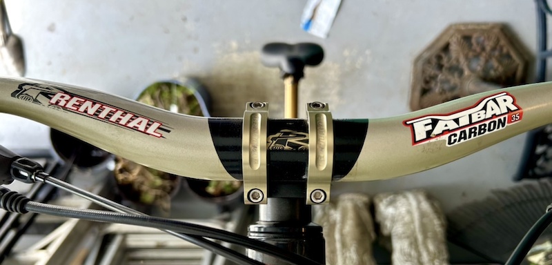 2021 Renthal Fatbar Carbon 35 bar & Renthal Apex stem For Sale