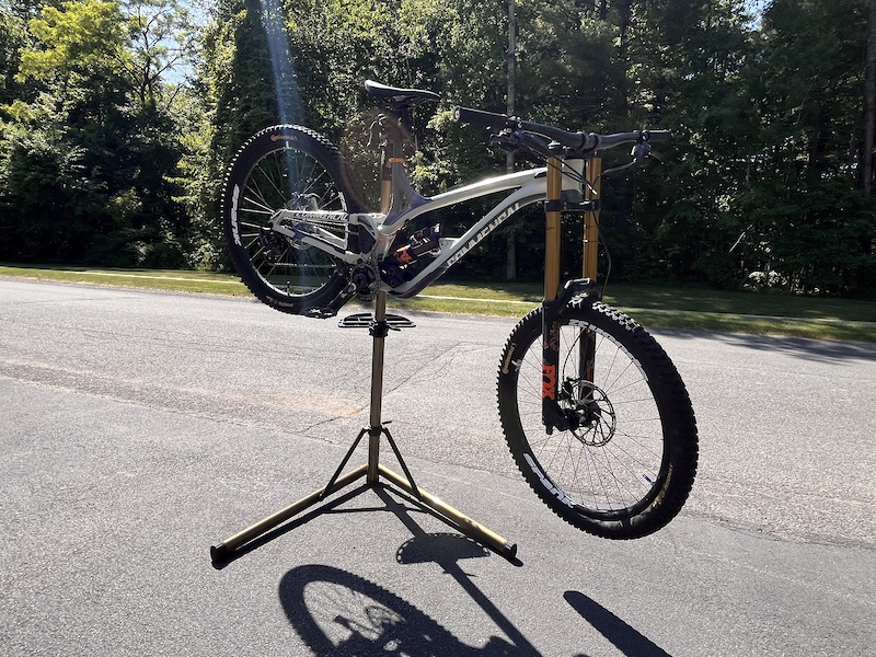 2021 commencal supreme signature (Price Drop) For Sale