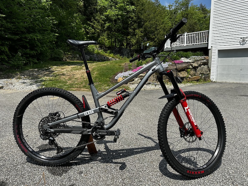 2021 Commencal Clash Custom (Size Medium) For Sale