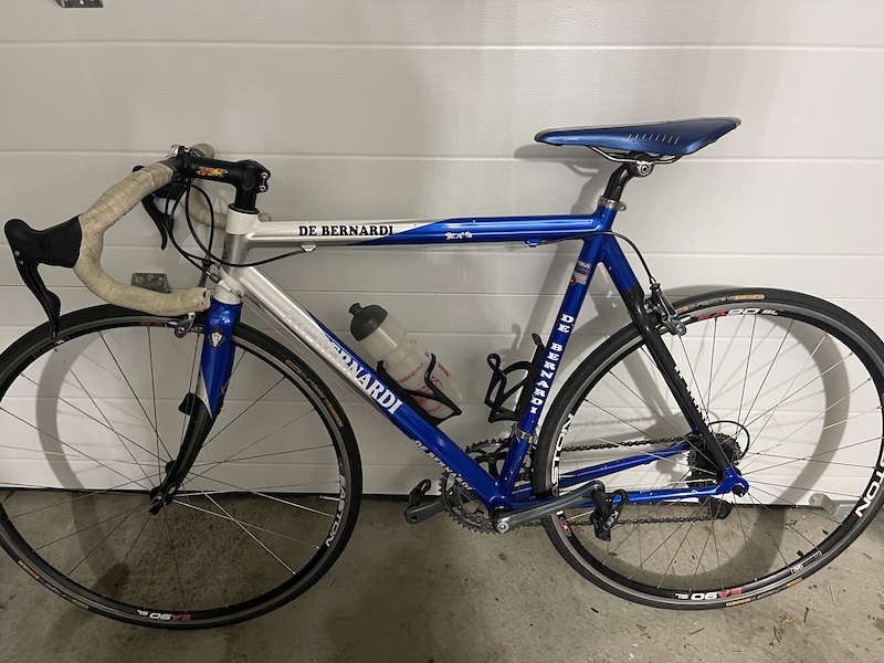 2010 De Bernardi Road Bike - Campagnolo groupo For Sale