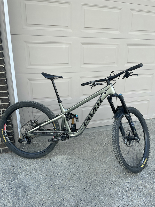 2023 Pivot Firebird For Sale