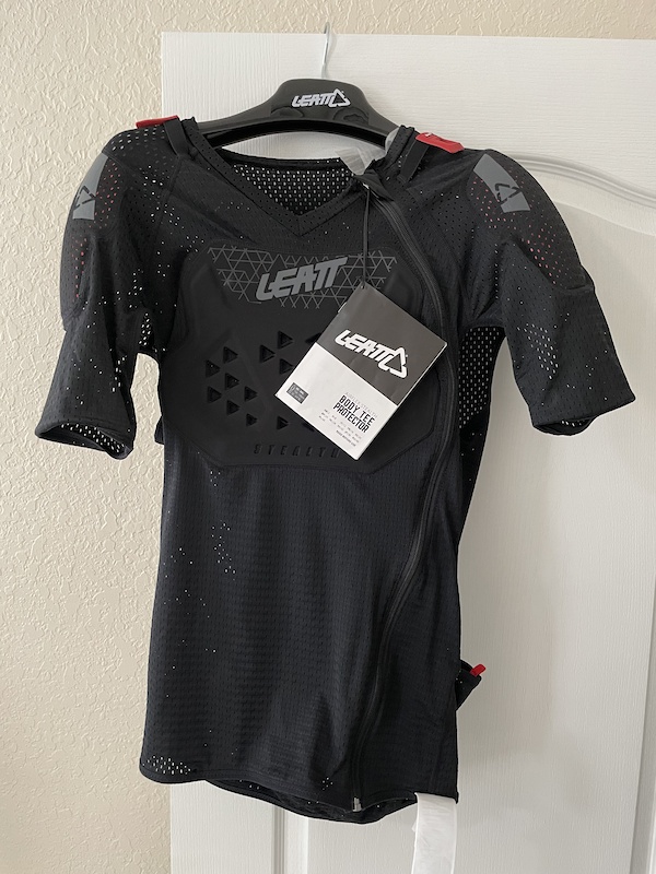 2023 Leatt Body Tee Airflex Stealth body armor For Sale