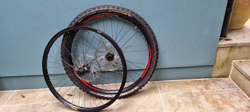 2019 Set of 650b wheels For Sale