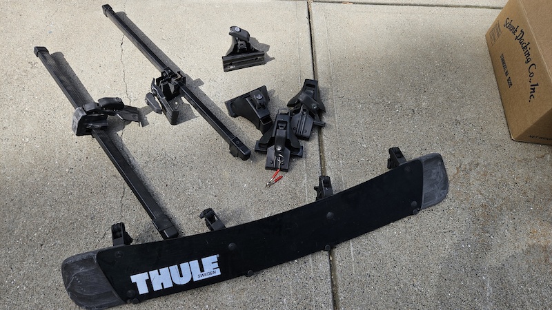 Thule roof rack kit for Acura Integra 96-99 For Sale