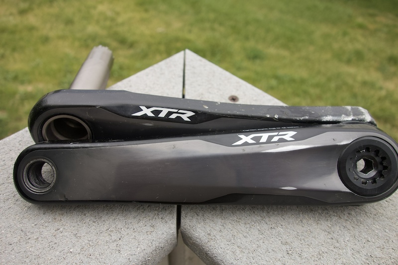 2022 Shimano XTR 9100, Hollowtech 2, 162 q-factor, 175 mm For Sale