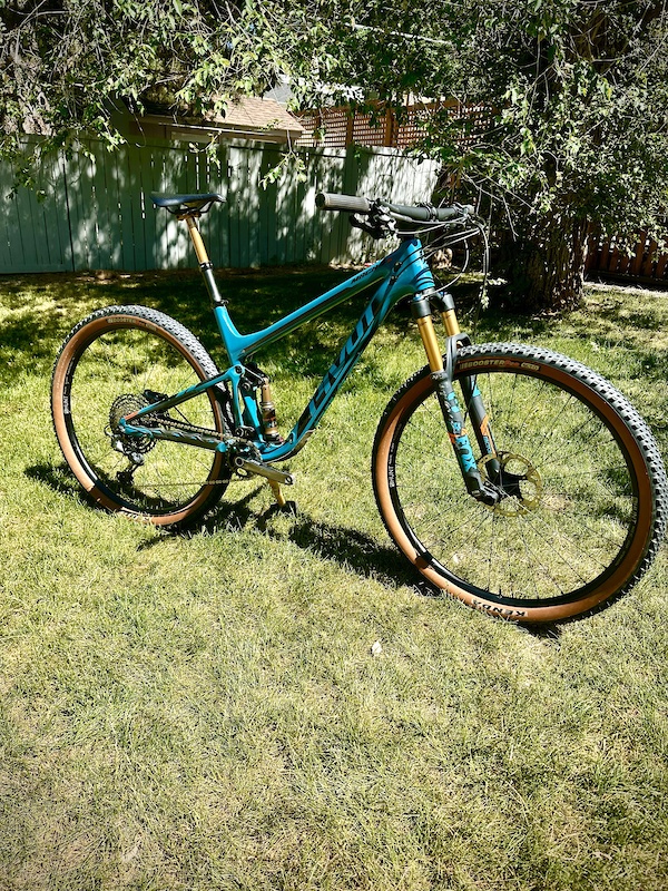 2021 Pivot Mach 4 SL, Size Large For Sale
