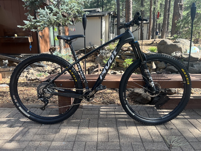 2014 Pivot LES 29" Medium For Sale