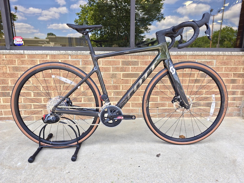 2023 Scott Addict 10 w/Sram Rival E-Tap, Sizes S or L For Sale