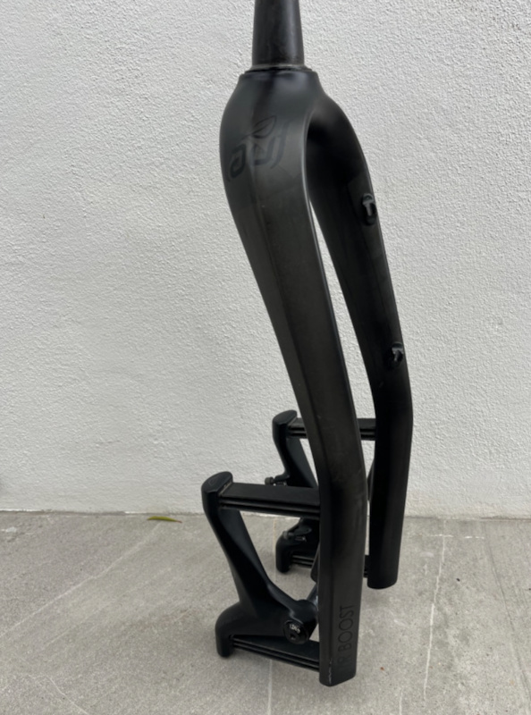 2022 WANTED: LAUF Tr Boost 60 mm travel fork For Sale