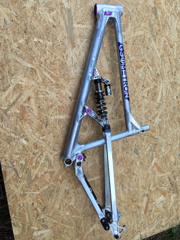 2021 Geometron G1 Frame EXT Storia V3 shock XL Raw For Sale