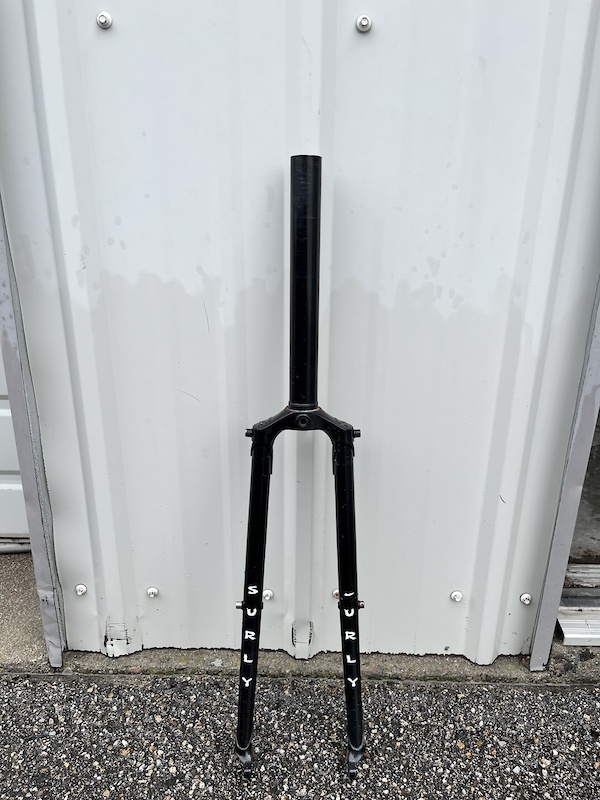 Surly Disc Trucker fork- 700c/26" For Sale