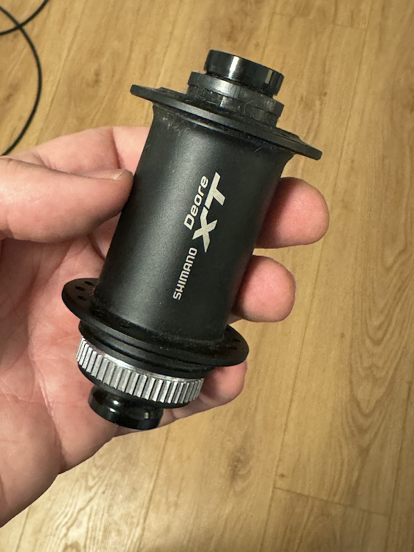 Shimano XT Front Hub HB-M778 For Sale