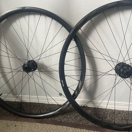2021 Giant TRX-2 29 Carbon WheelSystem, 30mm inner For Sale