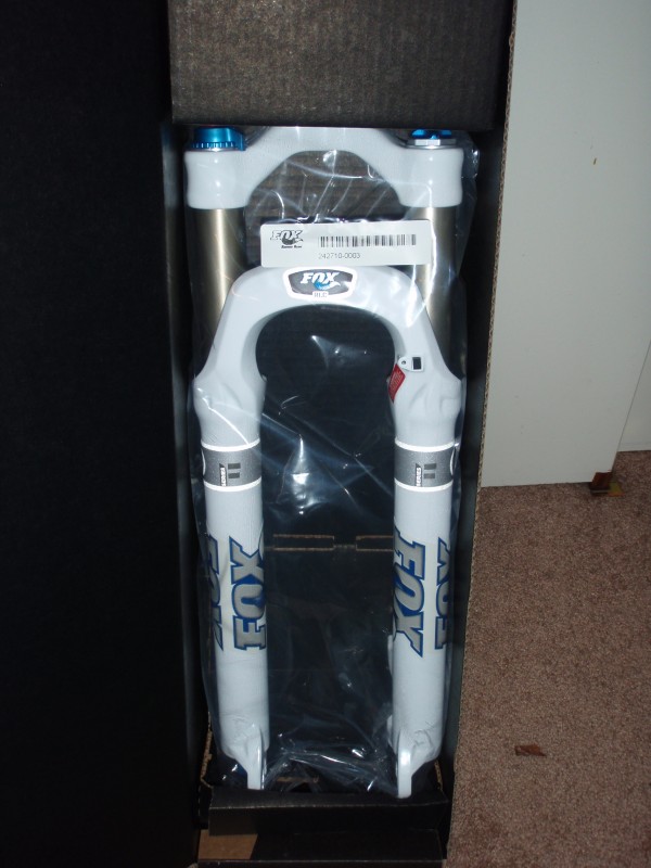 Fox 32 F100 RLC **Brand New** For Sale