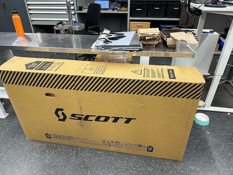 2024 New in box Addict 40 size L56 For Sale