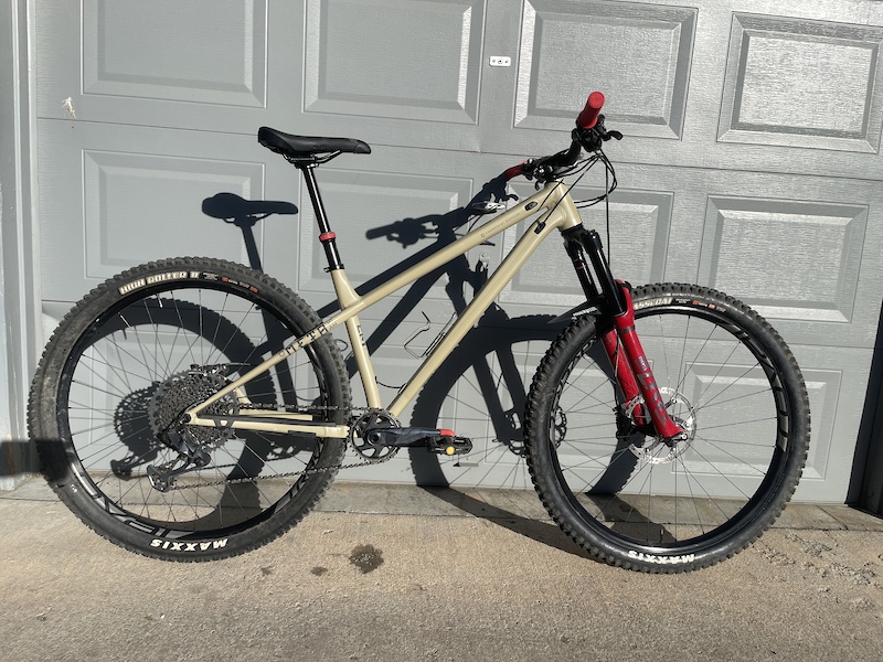 2022 Commencal Meta HT custom build For Sale