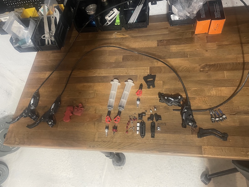 2022 Sram G2 R Brakeset + Sram Bleeding Edge Kit + Post For Sale