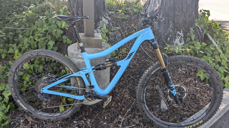 2021 Ibis Ripmo V2- custom super light build, Size M For Sale