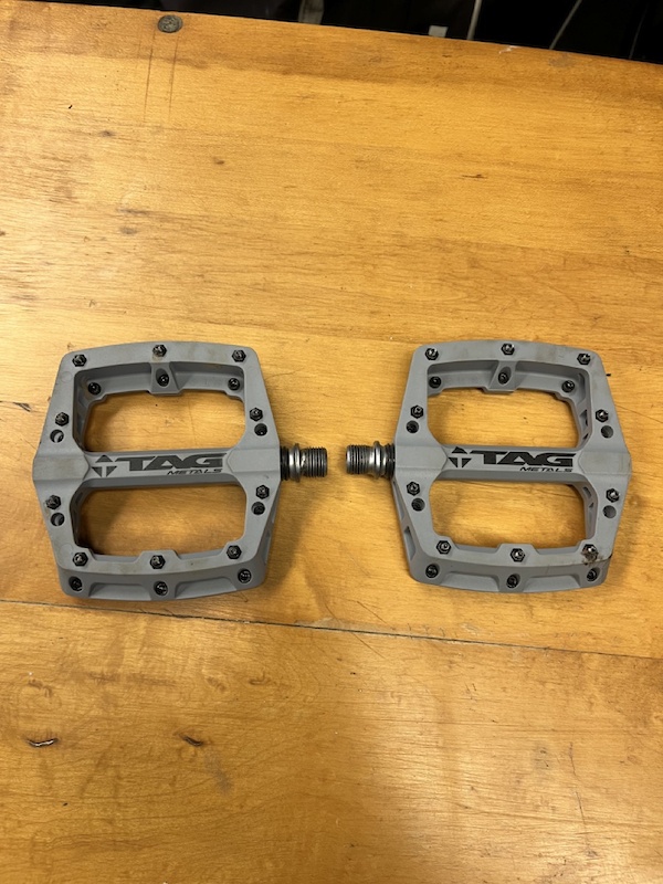2024 Tag Metals T3 Nylon Pedals Gray MINT For Sale