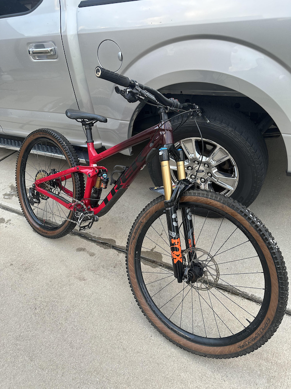 2020 Trek Slash 8 Enduro Bike (HEAVILY UPGRADED) For Sale