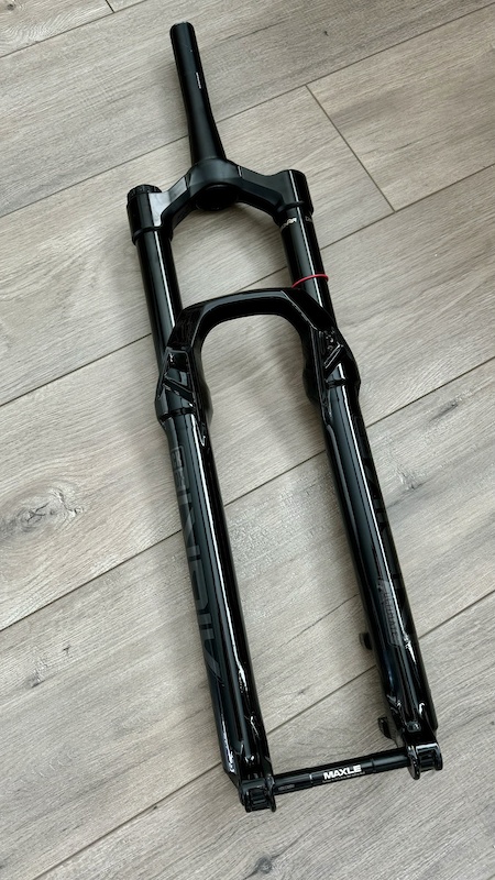 2024 Rock Shox Lyrik Ultimate , C3 RC2 D1, 160 mm For Sale