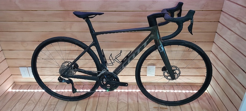 2024 Scott Addict RC 40 - 52 cm For Sale