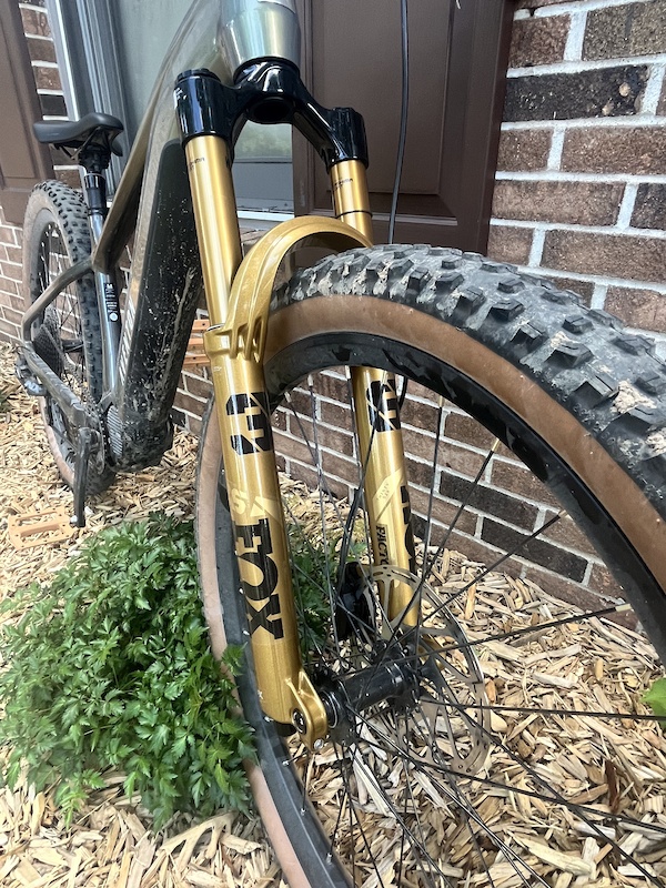 2025 Fox Factory 36 Podium Gold Limited Edition For Sale