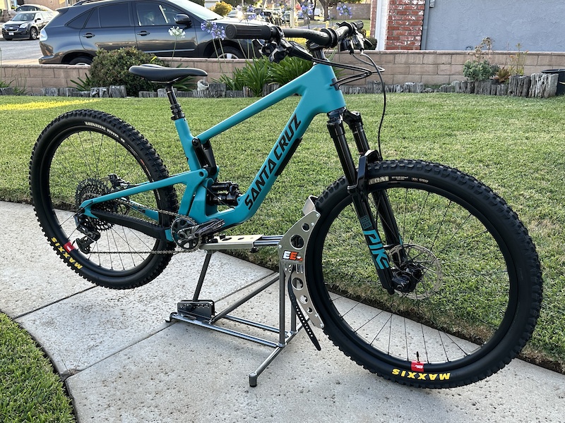 2021 Santa Cruz 5010 CC X01, RSV Wheels, Chris King Hubs For Sale