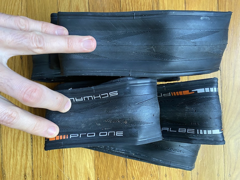 Pair of Schwalbe pro one tires 700x28c For Sale