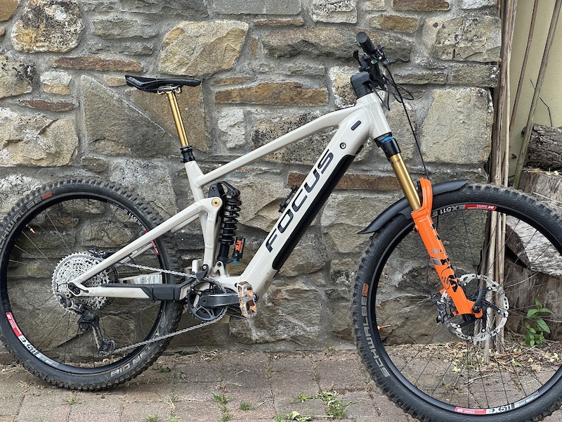 2021 Focus Sam 6.9 Large Mullet (Hope Upgrades) For Sale