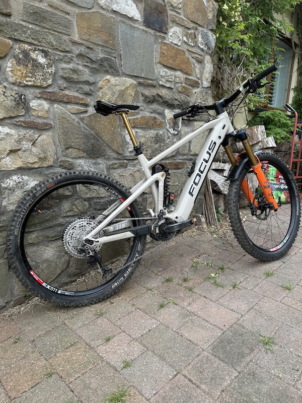2021 Focus Sam 6.9 Large Mullet (Hope Upgrades) For Sale