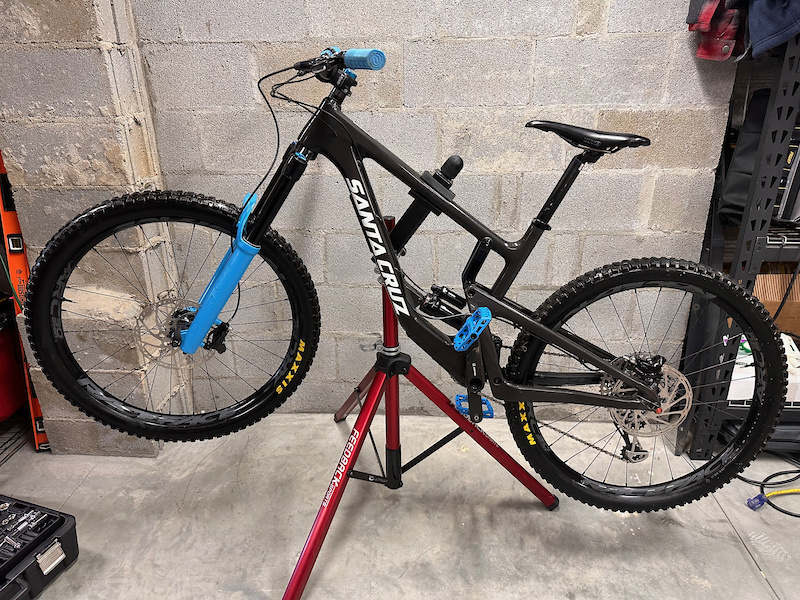 2019 Santa Cruz Nomad 4 CC For Sale