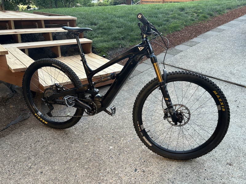 2022 YT Decoy Core 4 Carbon, Large For Sale