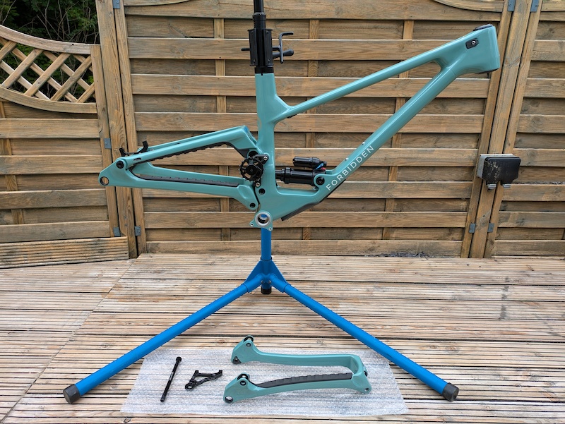 2024 Forbidden Druid V2 with mullet chainstay and NEW parts For Sale