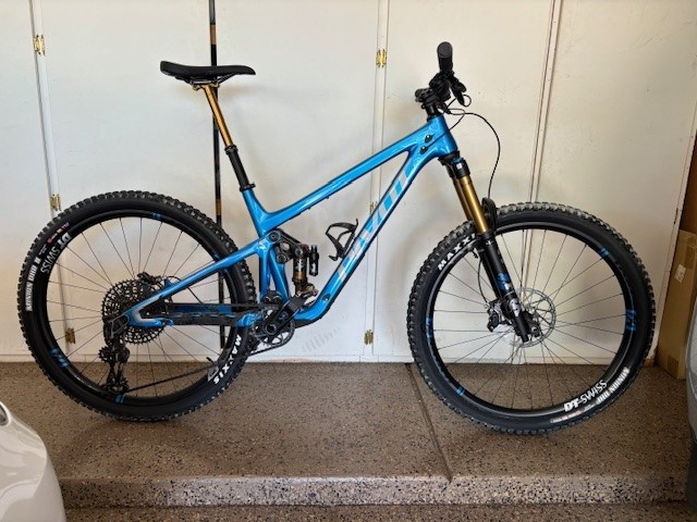 2024 Pivot Switchblade Pro XO Eagle Trans w/ Carbon Wheels For Sale