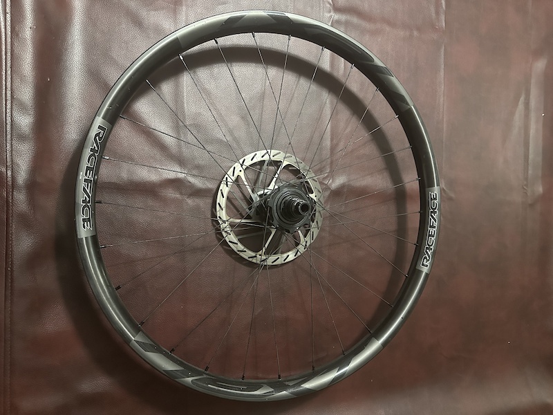 2024 Race Face Next R Carbon Wheelset For Sale