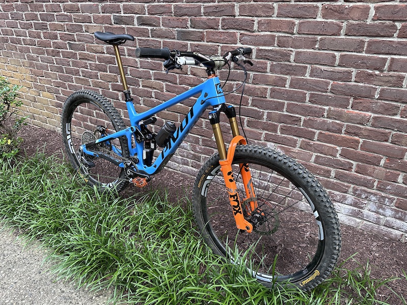 2025 Pivot Switchblade Large For Sale