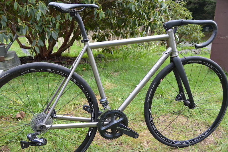 2020 Merlin Extralight XLR Road frame fork and headset For Sale