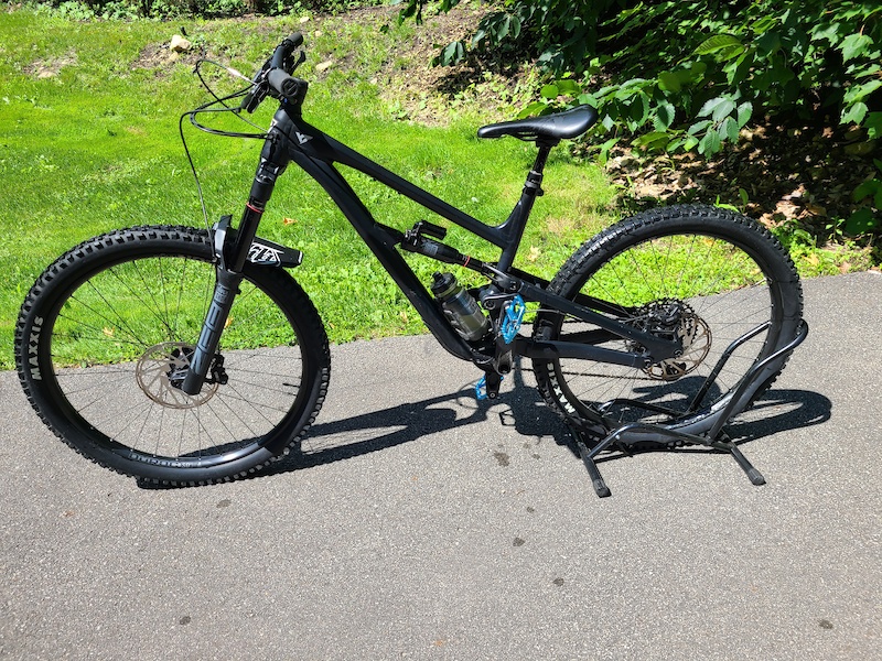 2023 YT Capra Core 1 For Sale