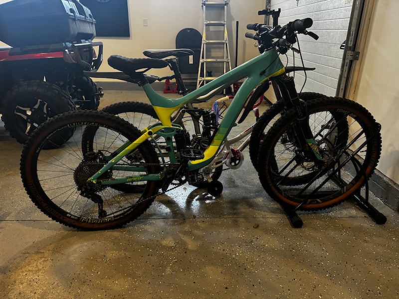 2016 Giant reign advanced pro carbon size xl For Sale