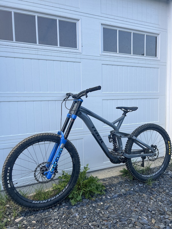 2022 Trek Session For Sale