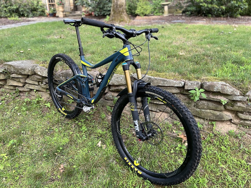 2016 Giant Trance - Medium - XO1 & Carbon Wheels For Sale